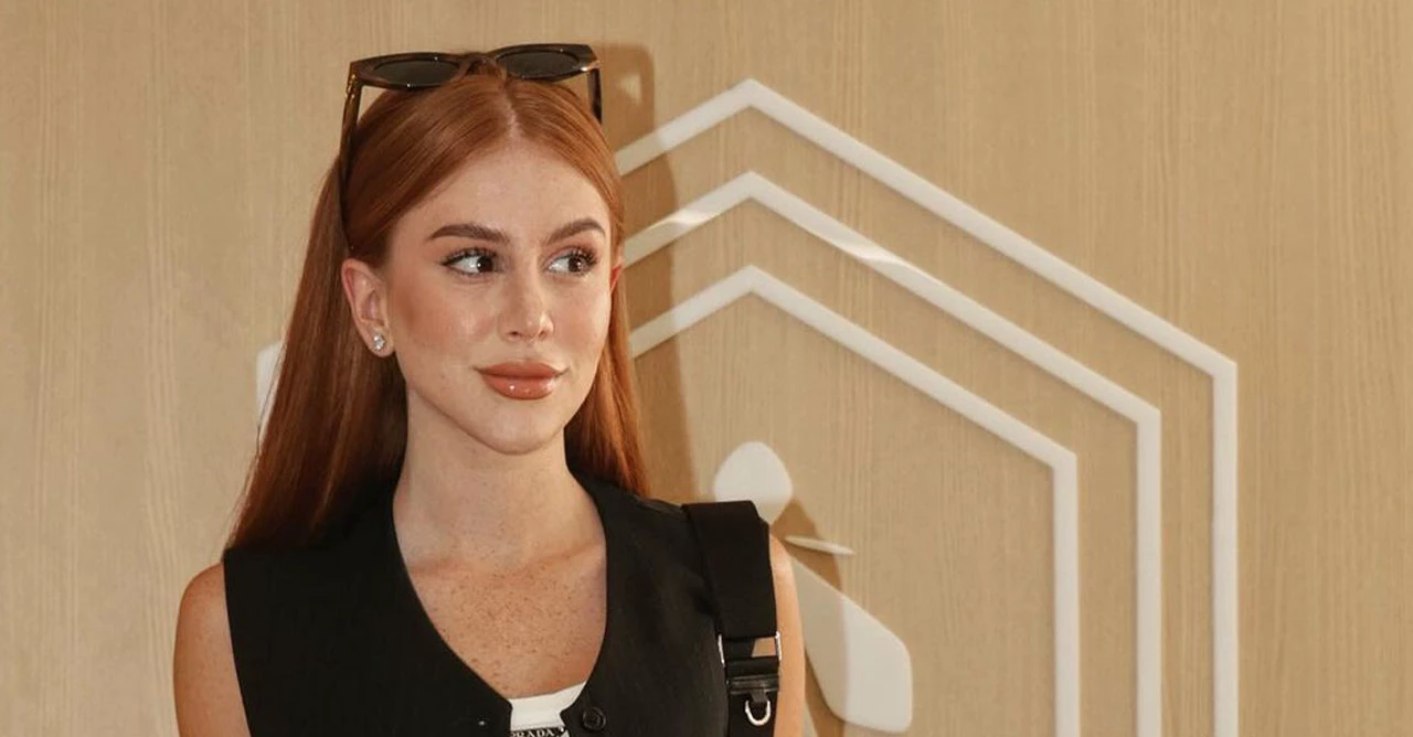 Mari Maria muda de lugar ao ser apagada por influencer em desfile ...